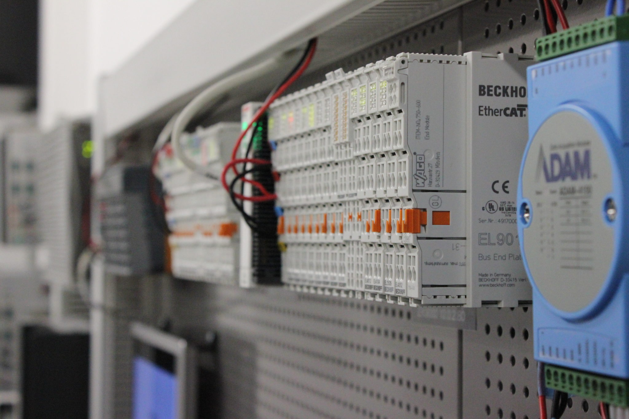 Compatible with any hardware and device type | CDP Studio