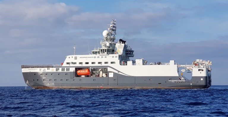 Worlds most advanced arctic research vessel - CDP Studio